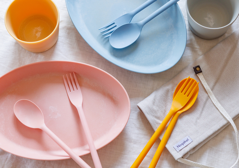 三河の生地を草木染めしてオリジナルウェアに！西尾発のアパレルブランド「UZUiRO（うずいろ）」：前編 | HIROBA！